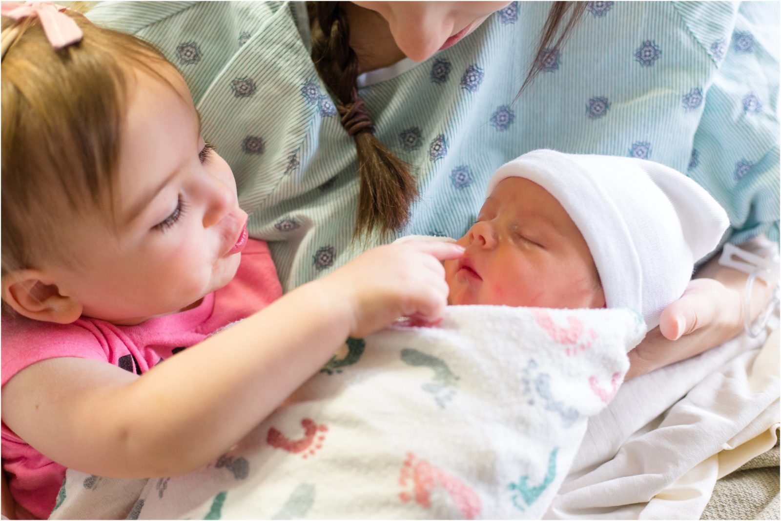 Carson's Birth Story & Fresh 48 - rebeccaricephoto.com