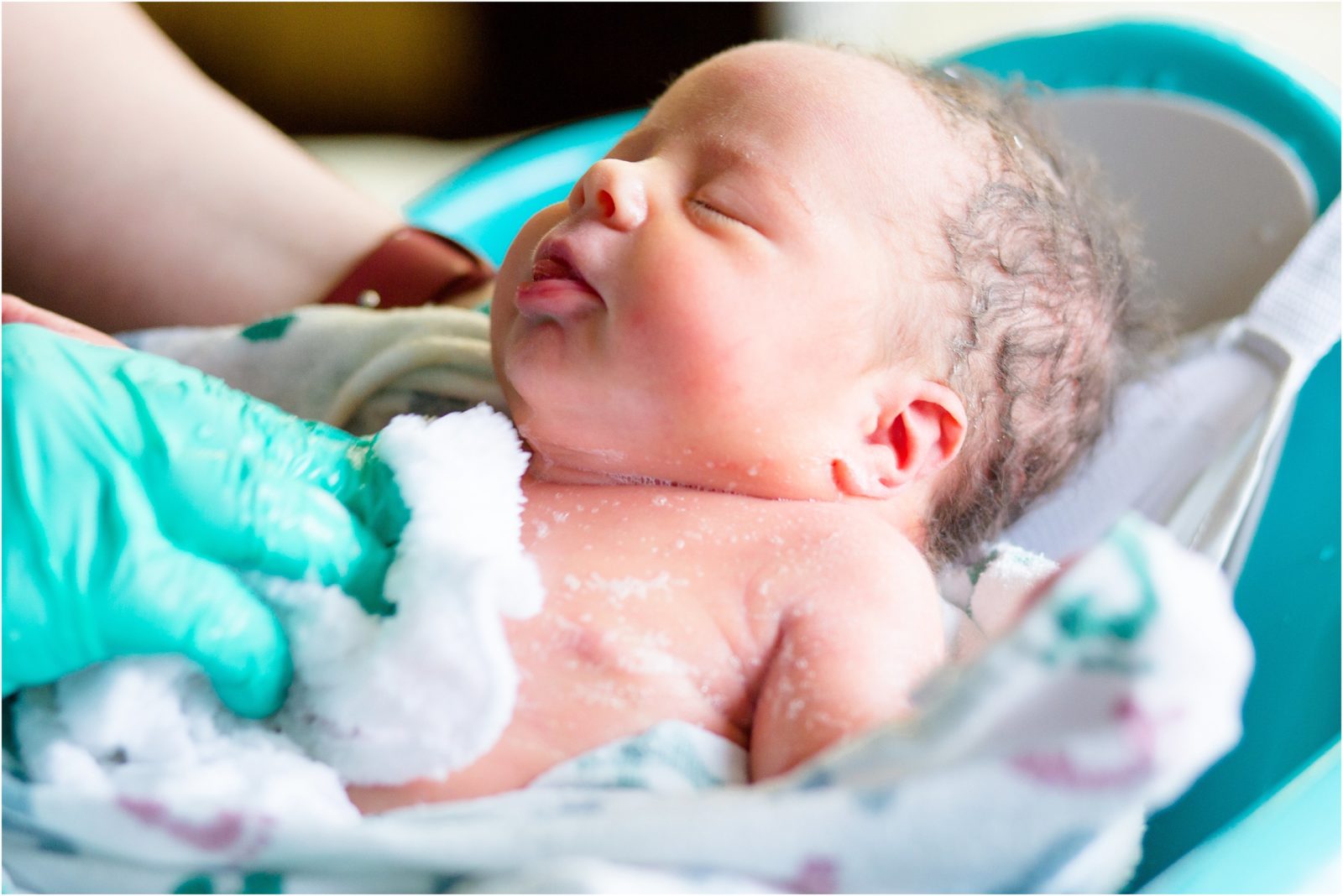 Carson's Birth Story & Fresh 48 - rebeccaricephoto.com